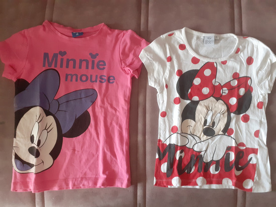 Dve Minnie Mouse majice kratkih rukava, 6 god.