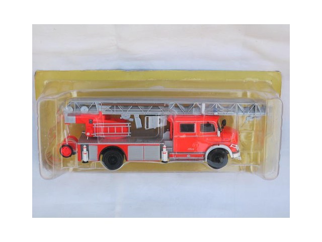 1:43 altaya mercedes L1519 metz fire engine