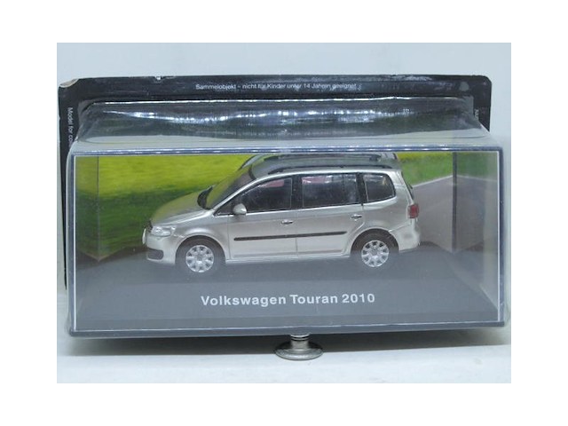 1:43 IXO/altaya VW touran