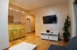 Stan-Apartman za Duži Najam, Stari Grad, Beograd, €650