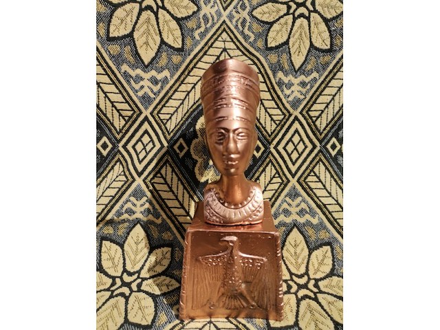 Metalna Bista Egipatske Kraljice Nefertiti