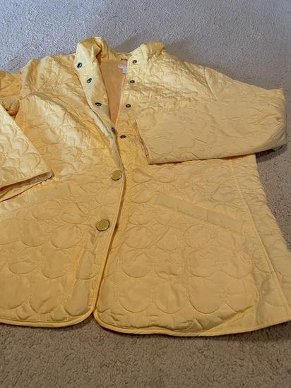 Žuta štepana jakna- CHARTER CLUB