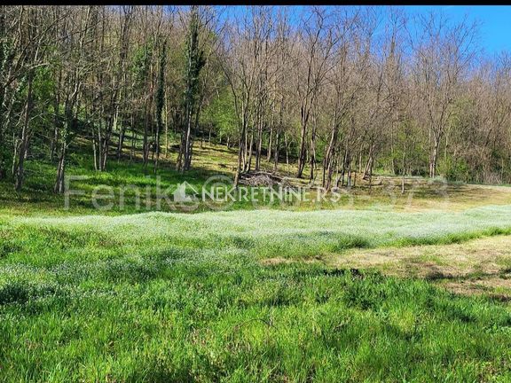 Prodaja građevinskog zemljišta Lisović