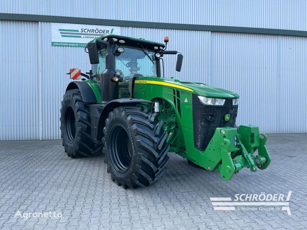 8370 R traktor točkaš