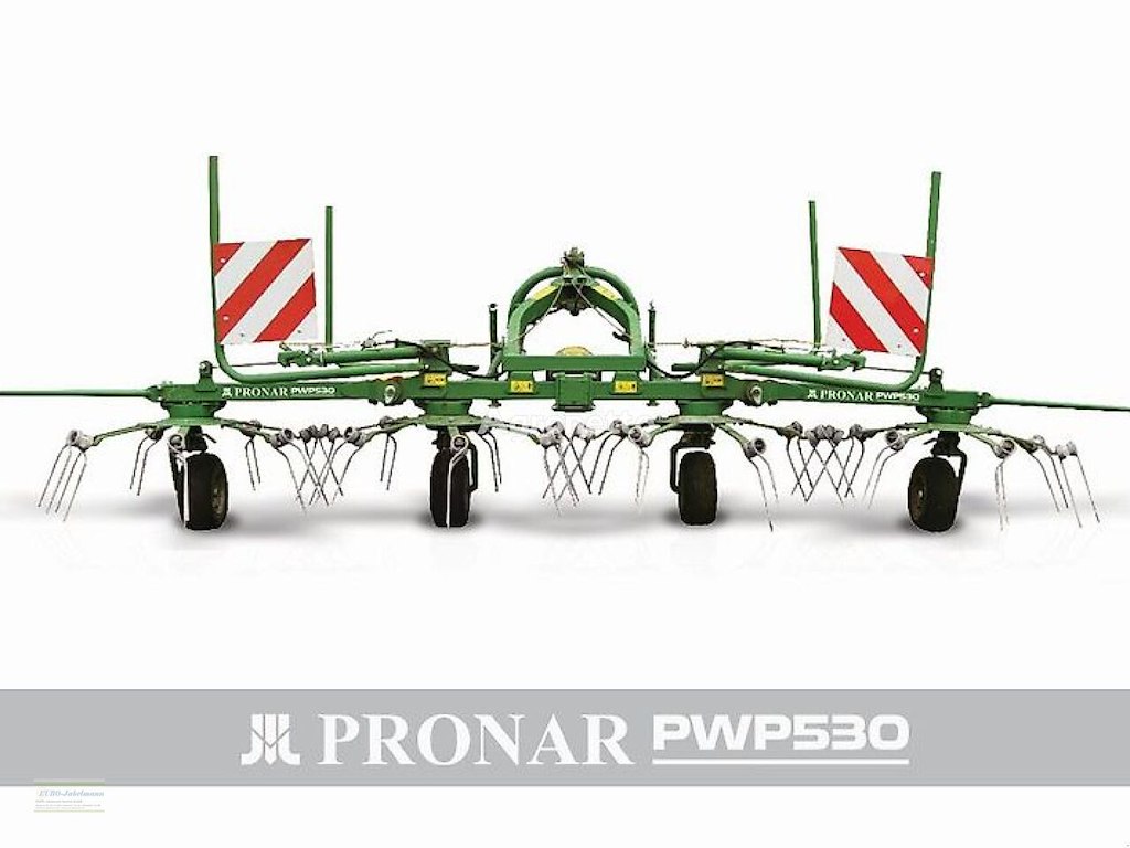 Novi Pronar PWP 530 prevrtač sena