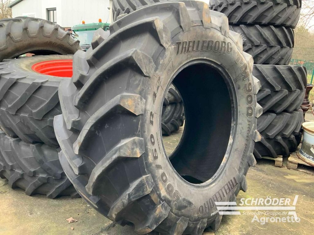 900/60 R42 guma za traktore