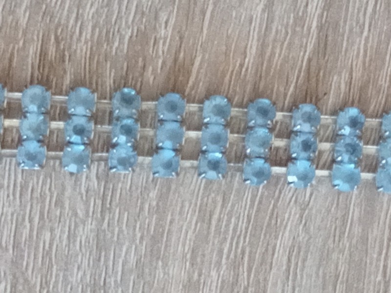 SA PLAVIM CIRKONIMA kupite 5-platite 4