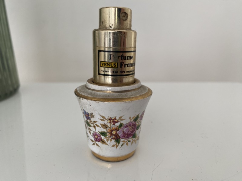 Vintage Porcelanska bocica za parfem FRANCE