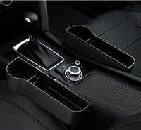 Auto Kutija sa USB Interfejsom - Organizer za Automobil