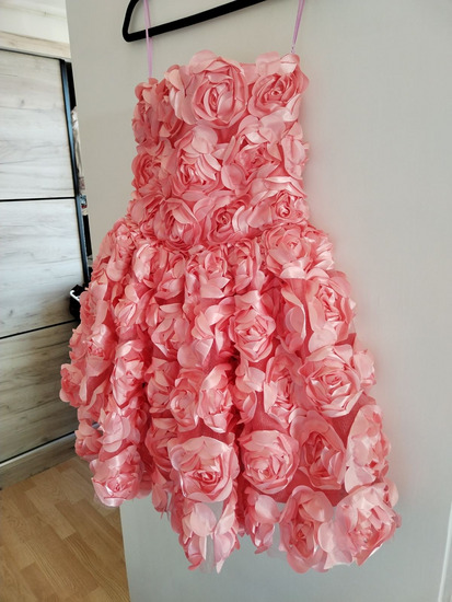 Custom made prelepa haljina