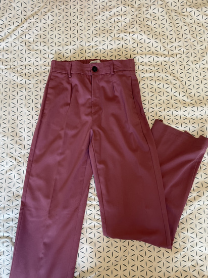 Elegantne pantalone