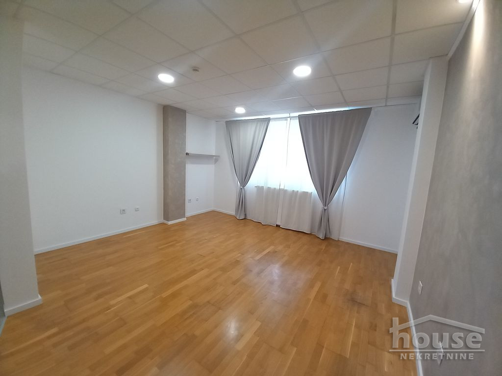 Stan,NOVI SAD,CENTAR 29m2,86000€ , ID: 1061182