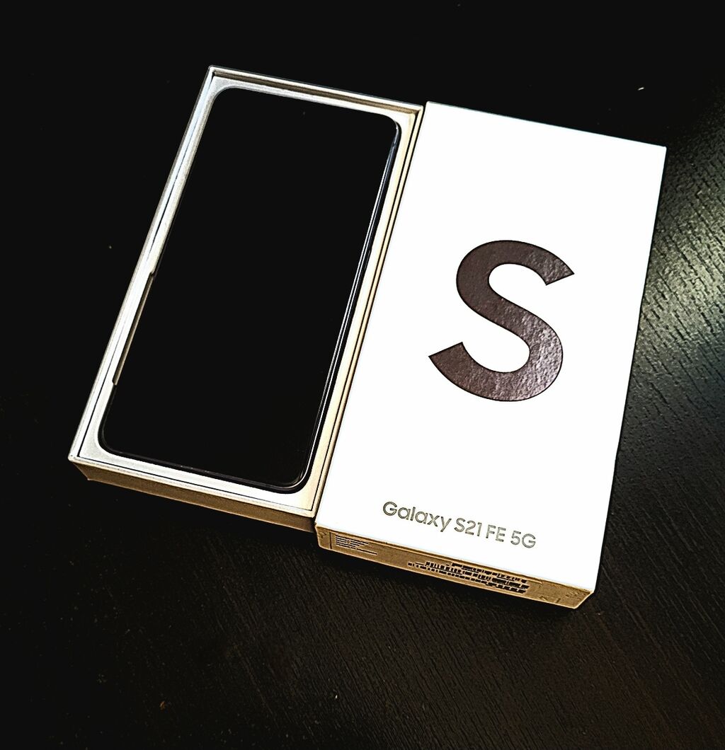 Samsung S21Fe Stanje kao novoo Od opreme ide originalna kutija