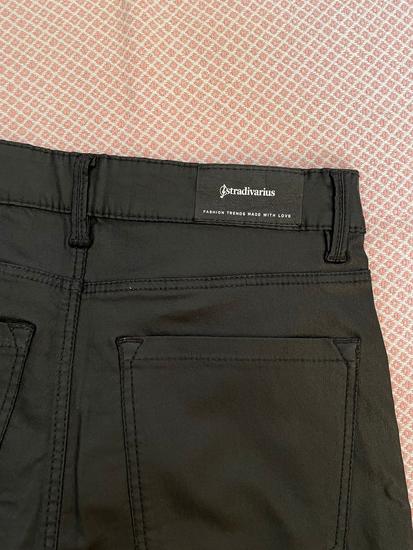 Stradivarius HIGH WAISTED MAT kožne pantalone