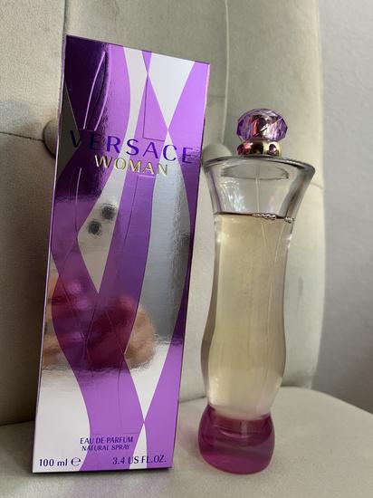 Versace woman parfem