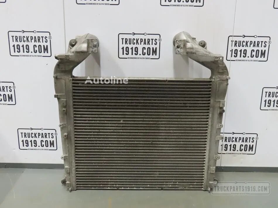 MAN Cooling System Interkoeler 81061300241 radijator za hlađenje motora za kamiona