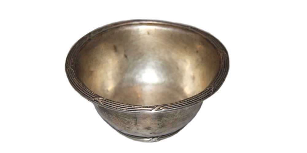 Silver pot