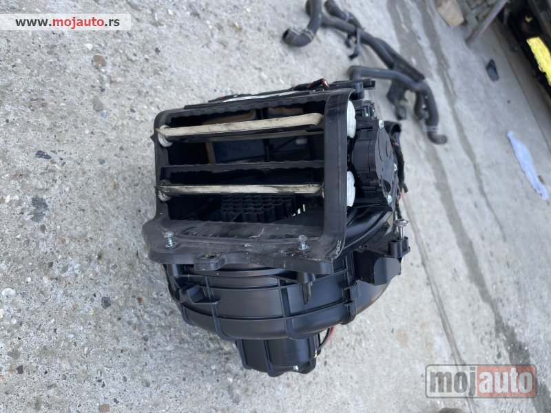 Kuciste ventilatora klime za BMW 5 F10
