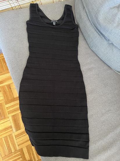 Uska haljina crna mini XS