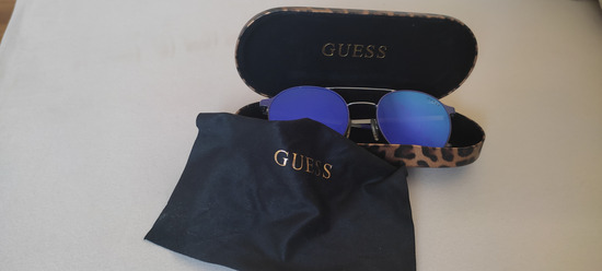 Guess naočare za sunce kao nove