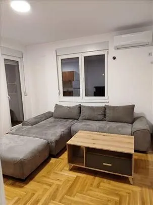 Izdavanje, jednosoban stan, 45m2, Mali Mokri Lug, Zvezdara, Beograd