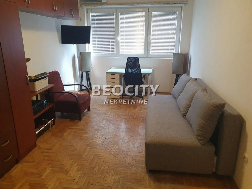 Prodaja, jednosoban stan, 30m2, Centar, Novi Sad