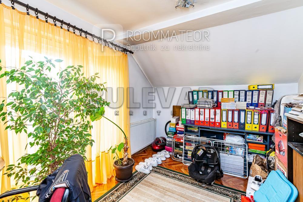 Knjaževačka, Kuća na prodaju, 210m2, 195.000€