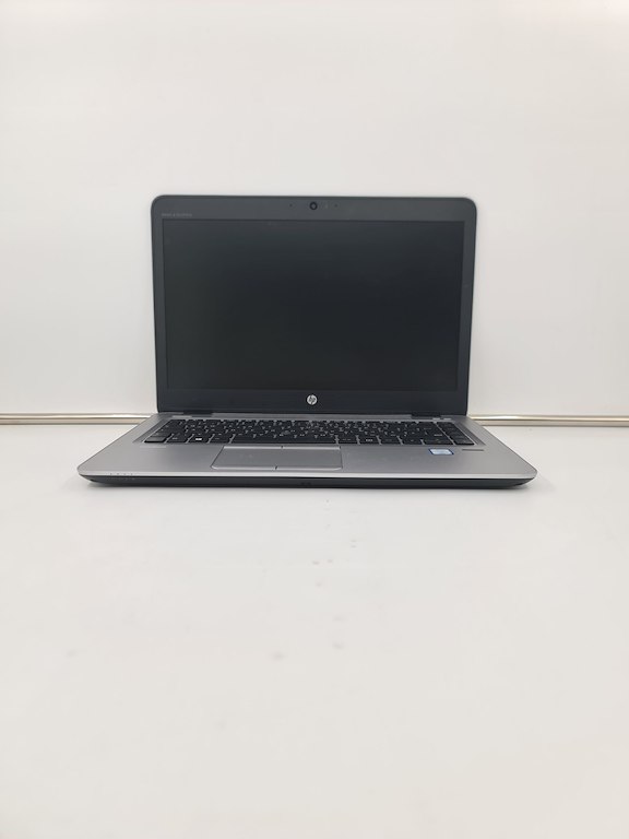 HP 840 G3 /i5-6200u/16gb/256ssd/14FHD/svetleca/otisak/5H