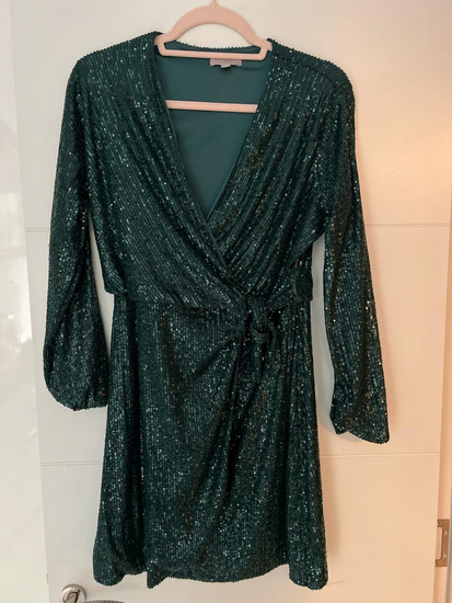 Sljokicava haljina smaragdna