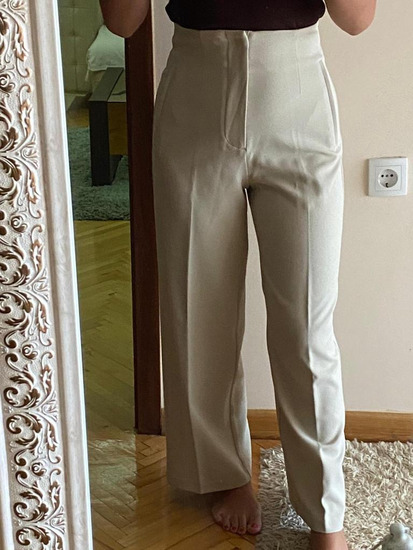 Zara pantalone