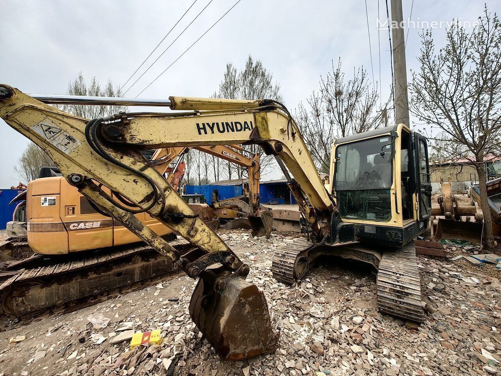 Hyundai R60-9 bager guseničar