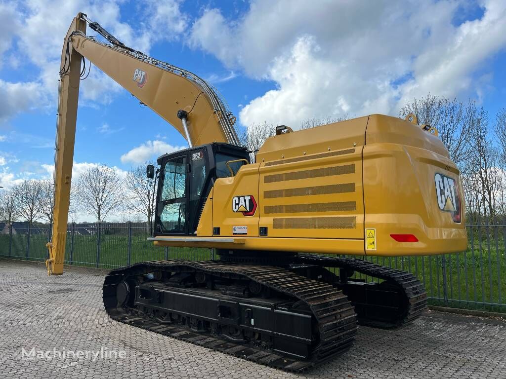 CAT 352 Long Reach with only 790 hours bager sa dugom strelom