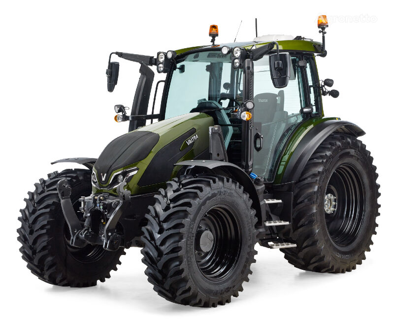 Valtra G135 Active traktor točkaš