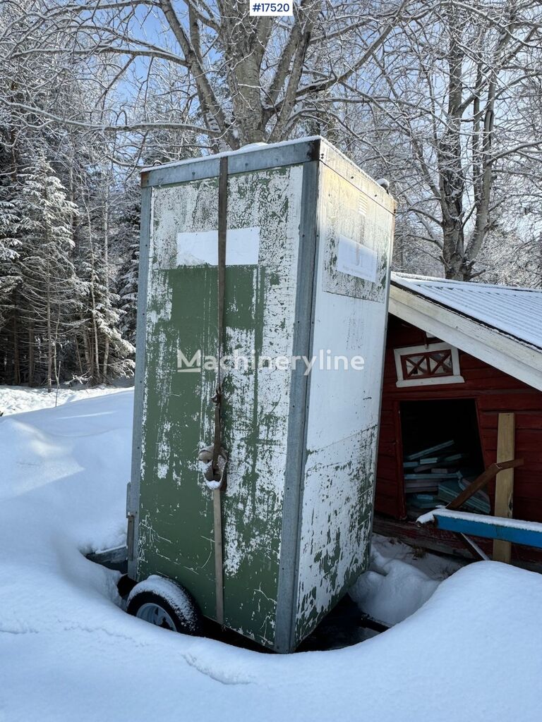 Portable toilet on trailer sanitarni kontejner