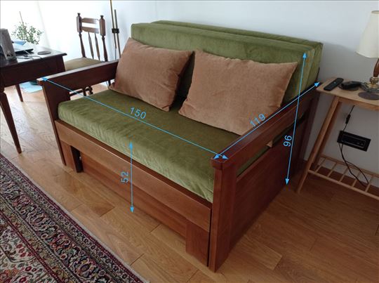 sofa-krevet na razvlaćenje