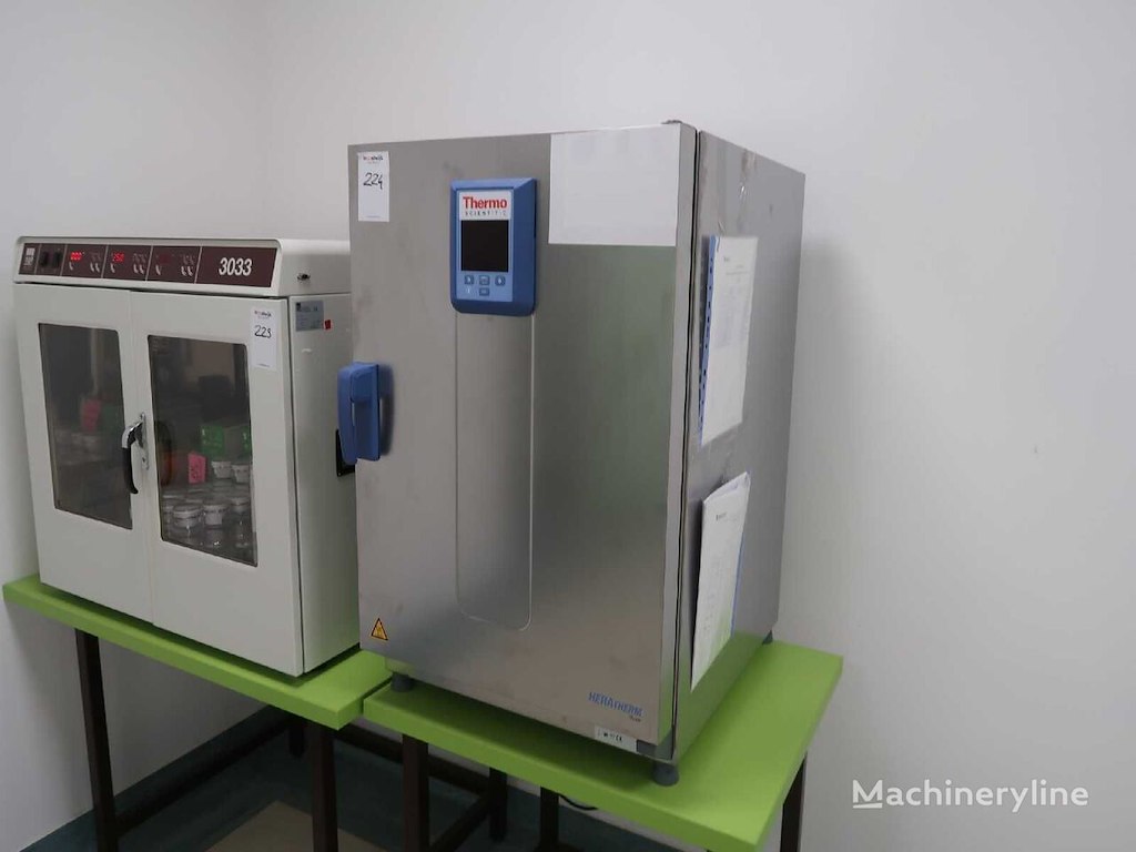 Prodaje se Thermo Scientific - Heratherm OGH180 - Laboratory Ovens - 2014 laboratorijsku peć na aukciji