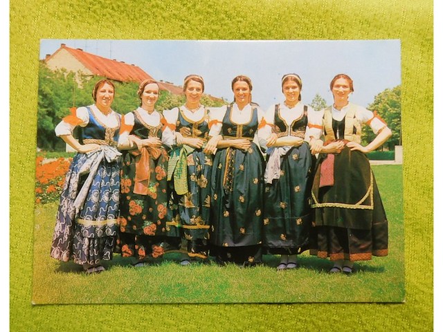 Folklorni ansambl OKUD Mladost Subotica