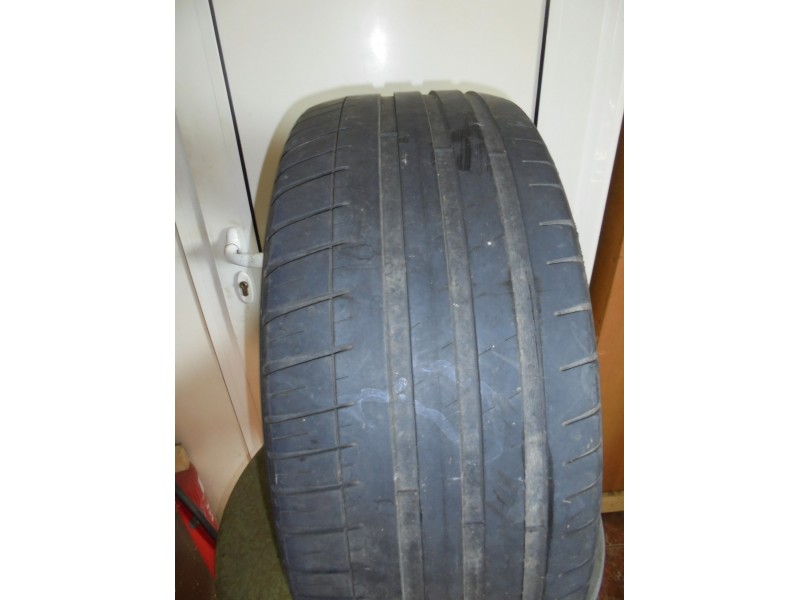 AUTO GUMA *MICHELIN* 235/45 ZR 17 97 Y MADE IN FRANCE