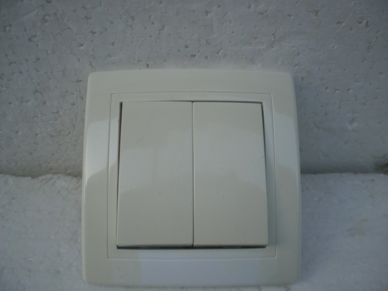 DVOPOLNI prekidač za svetlo 10A/250V ALING-CONEL