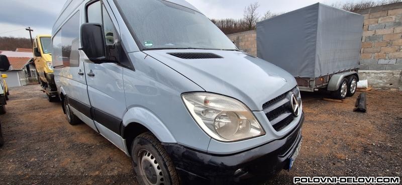 Mercedes Sprinter 313 W906 Kompletan Auto U Delovima