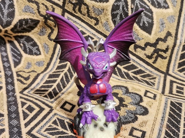 Skylanders Spyro`s Adventure Cynder