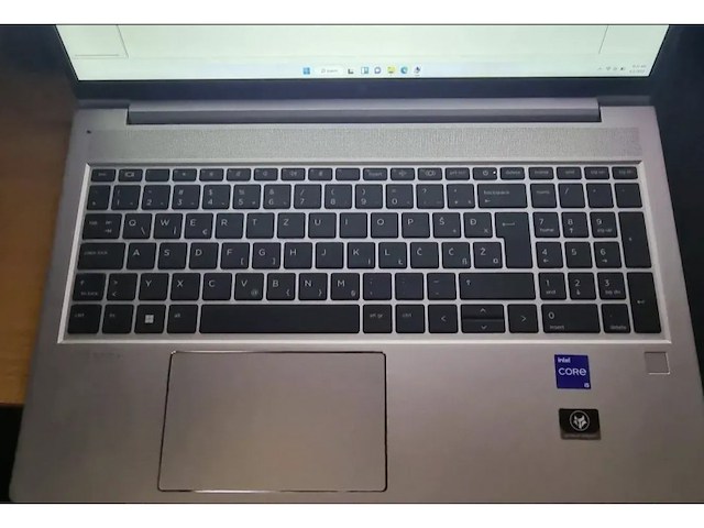 HP EliteBook 650 G9 i5-1235U 512GB 8GB NOV NEKORISCEN !