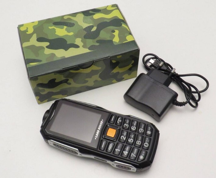 Mobilni telefon – Land Rover C9