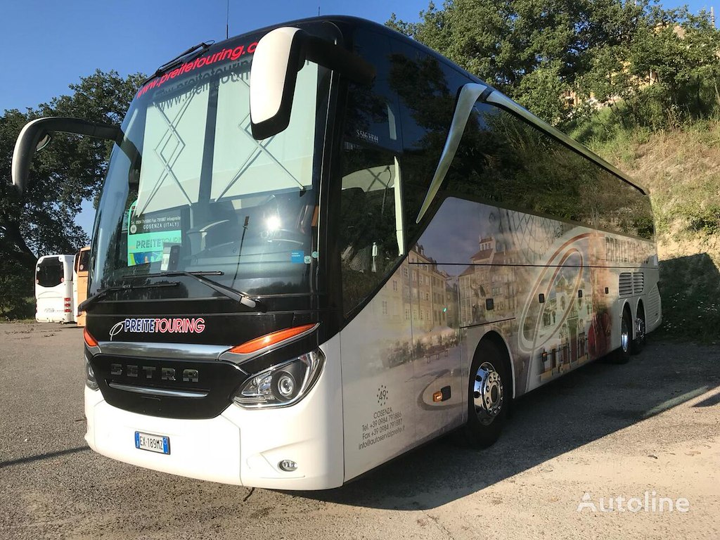 Setra S516 HDH turistički autobus