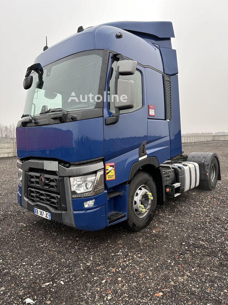 Renault T460 tegljač