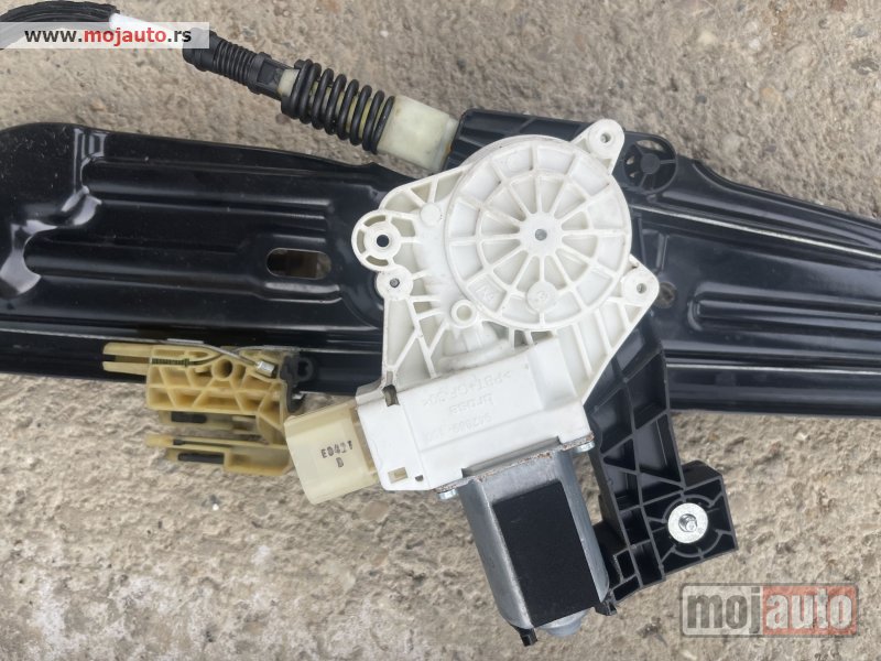 Motor mehanizma podizaca stakla za zadnja leva desna vrata za BMW 5 F10