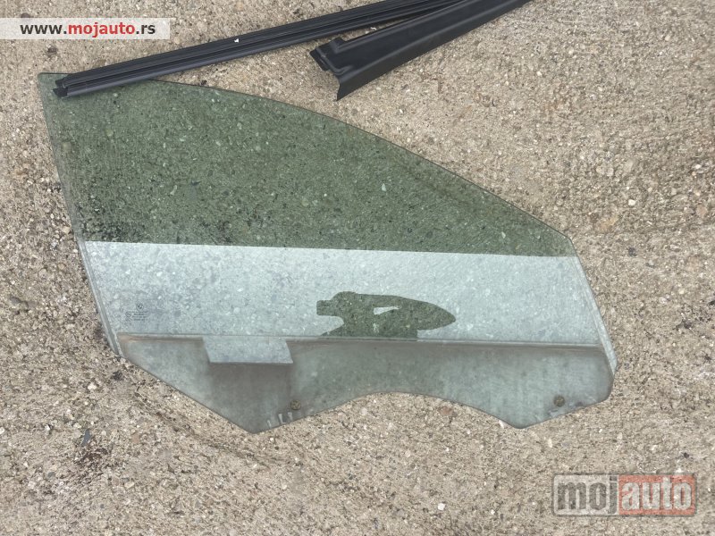 Prednje desno staklo vrata za BMW 5 F10