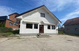 Prodajem UGOSTITELJSKI OBJEKAT kod Novog Groblja, Obrenovac, Beograd Grad