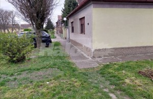 Prodajem Kuću 300 m2 Jabuka Pančevo