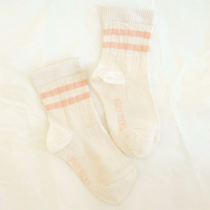 Krem čarape sa dve pruge
Krem čarape sa dve pruge